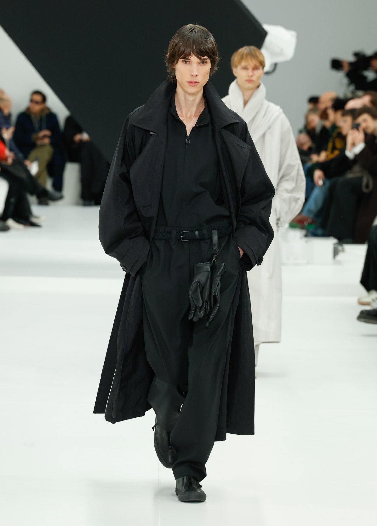 IM MEN AUTUMN WINTER 2025/26 COLLECTION 11 – The official ISSEY MIYAKE ONLINE STORE | ISSEY ...