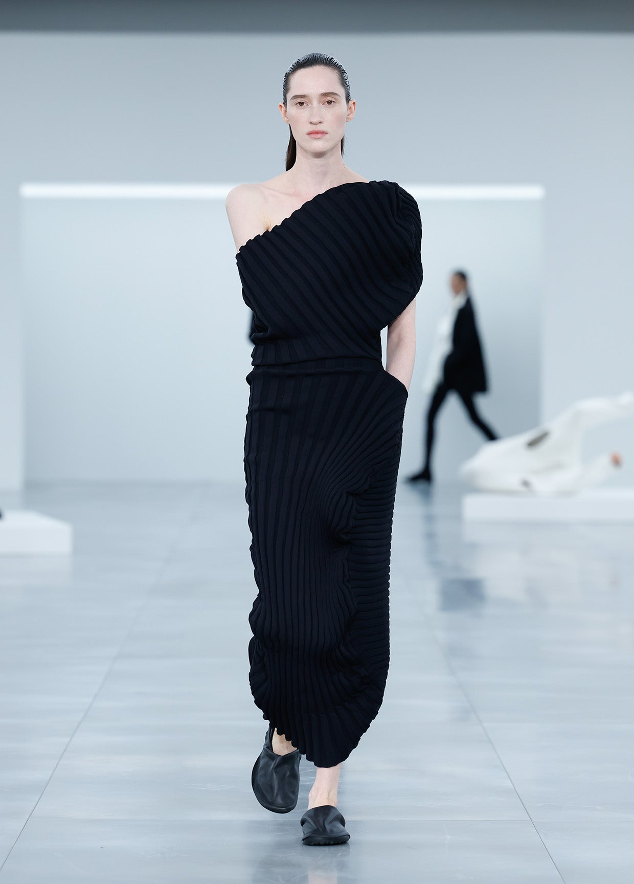 ISSEY MIYAKE AUTUMN WINTER 2025/26 COLLECTIONS 07 – The official ISSEY ...