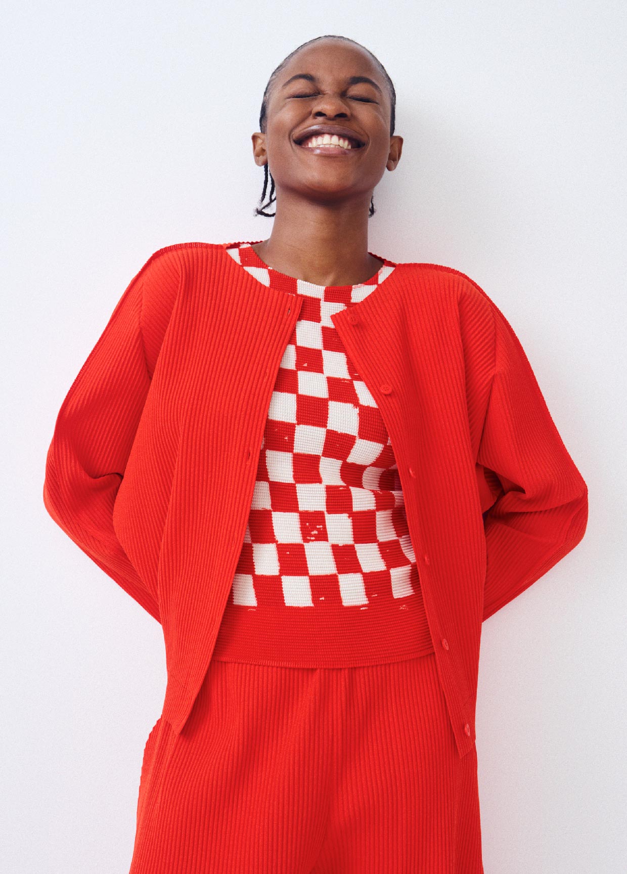 me ISSEY MIYAKE LOOK 32 – The official ISSEY MIYAKE ONLINE STORE ...